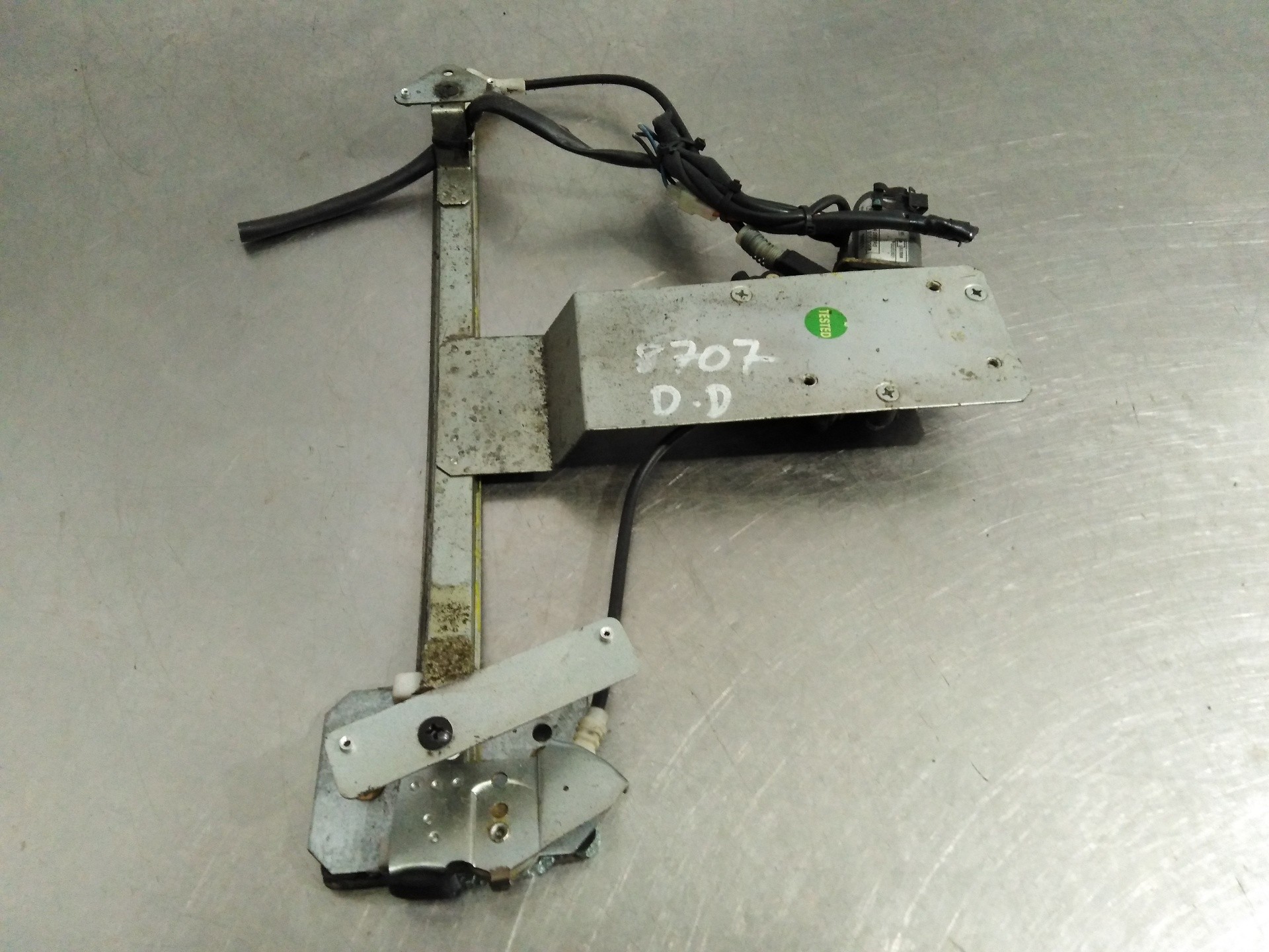 080104 LEVE GLACE AVANT DROIT / 1791534 POUR PIAGGIO M500 QL1/0/0 | eBay