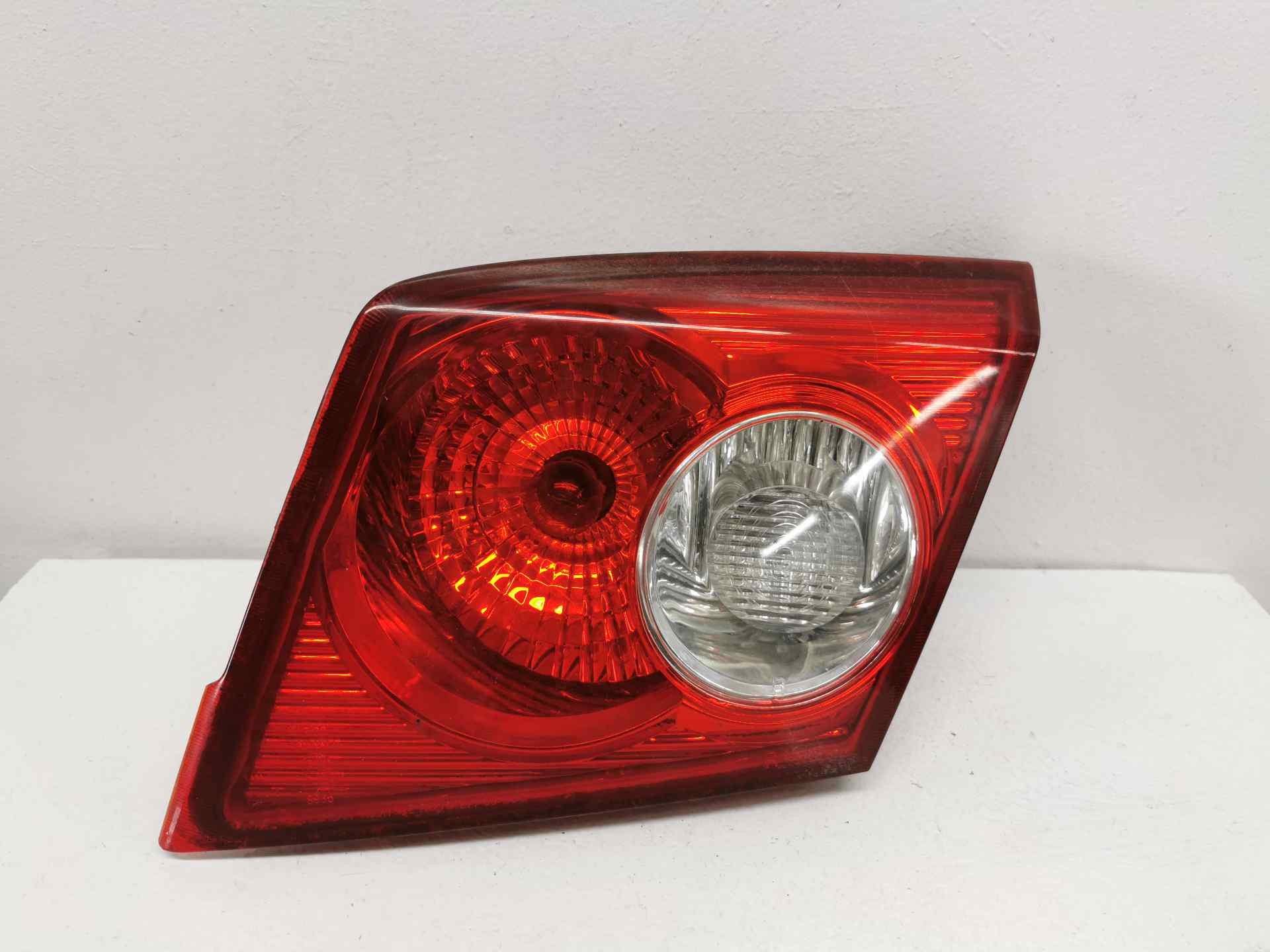 FEU ARRIÈRE CENTRAL / 1864065 POUR CHEVROLET LACETTI SX | eBay